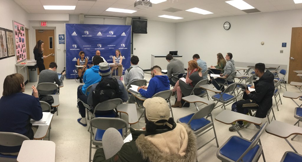 There’s no better way to teach sportswriting than to bring students to ...